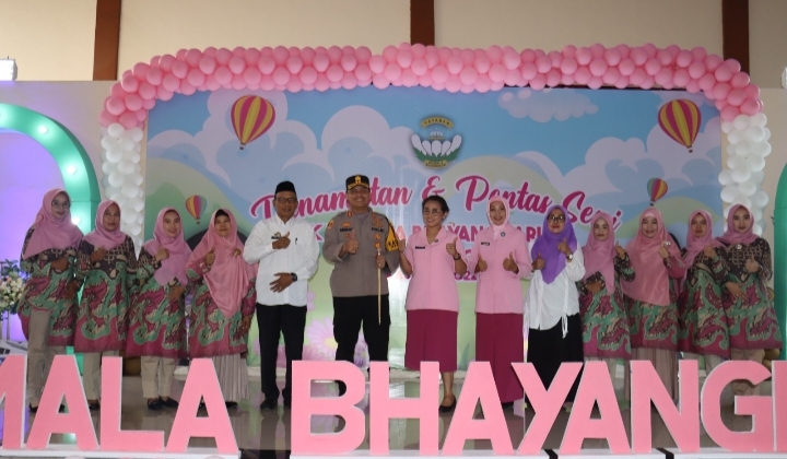 Wisuda TK Kemala Bhayangkari 07 Cabang Gowa, Ini Harapan Kapolres - Star7Tv.Com