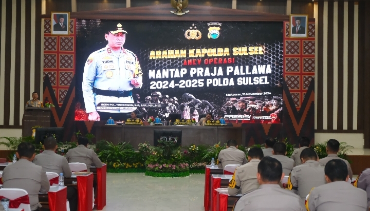 *Kapolda Sulsel Pimpin Rapat Anev Operasi Mantap Praja Pallawa 2024-2025 di Mapolda Sulsel ...