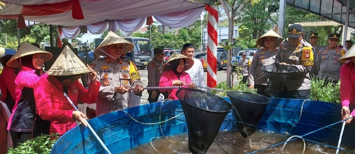 Polres Gowa Luncurkan Penguatan Program Pekarangan Pangan Lestari untuk Dukung Ketahanan Pangan ...